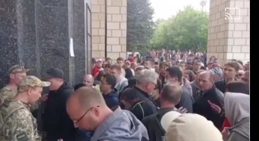 😱 "Психопанорама" Это очередь за той самой маркой с русским кораблём в ...
