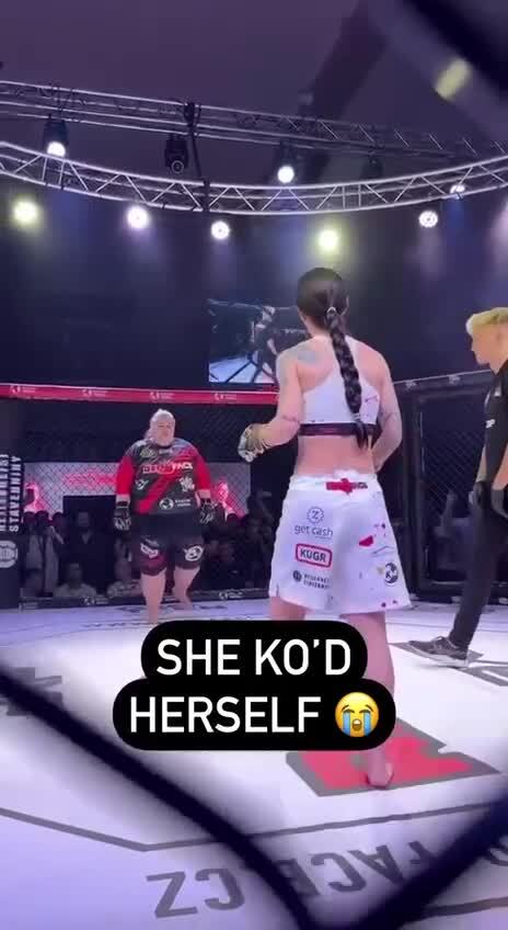 UFC vs KFC Чемпионка Чехии по дзюдо нокаутировала сама себя.